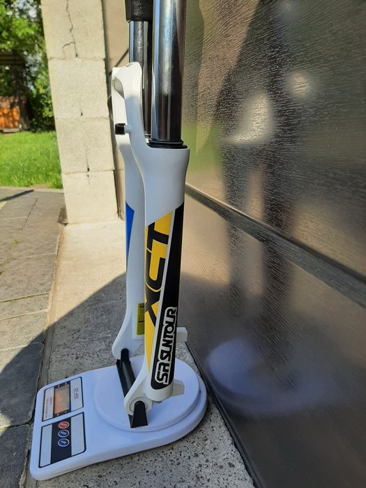 Вилка SR SUNTOUR XCT 26-нова: 1 950 грн. - Велозапчастини Львів на Olx