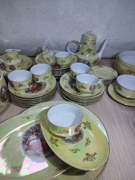 Сервіз Мадонна столово кавовий на 6 персон 1777 Made Ingdr 5 000 грн Посуд кухонне