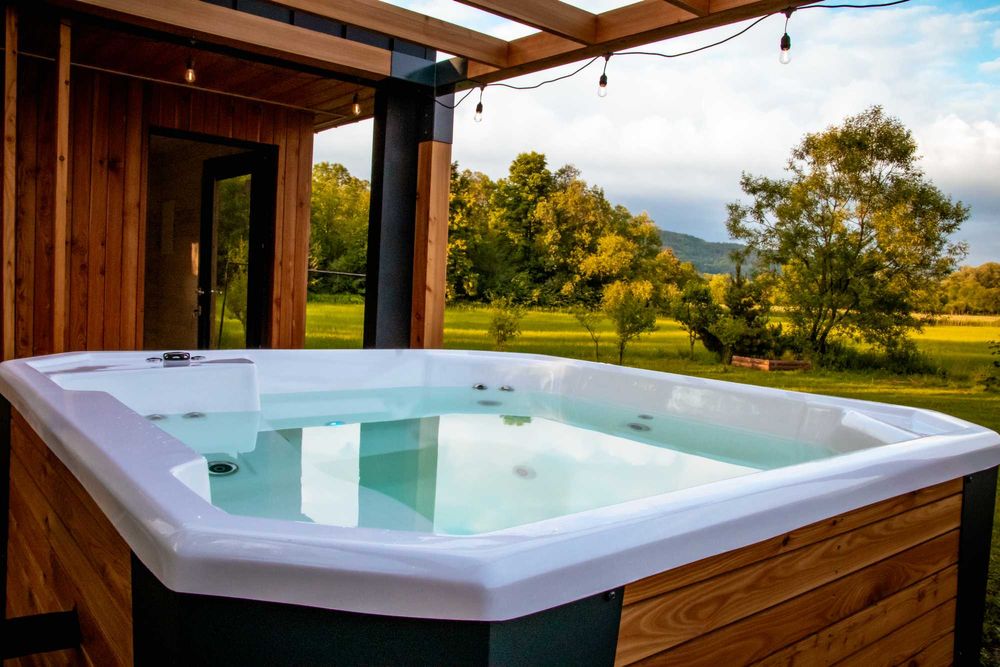"ETNA" 5 osobowe Jacuzzi !!! Profesjonalna Wanna SPA + GRATIS ...