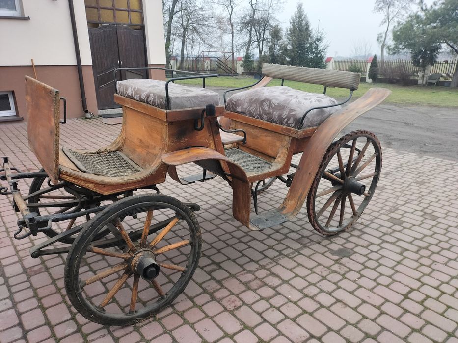 Bryczka konna na kołach drewnianych Jankowice • OLX.pl
