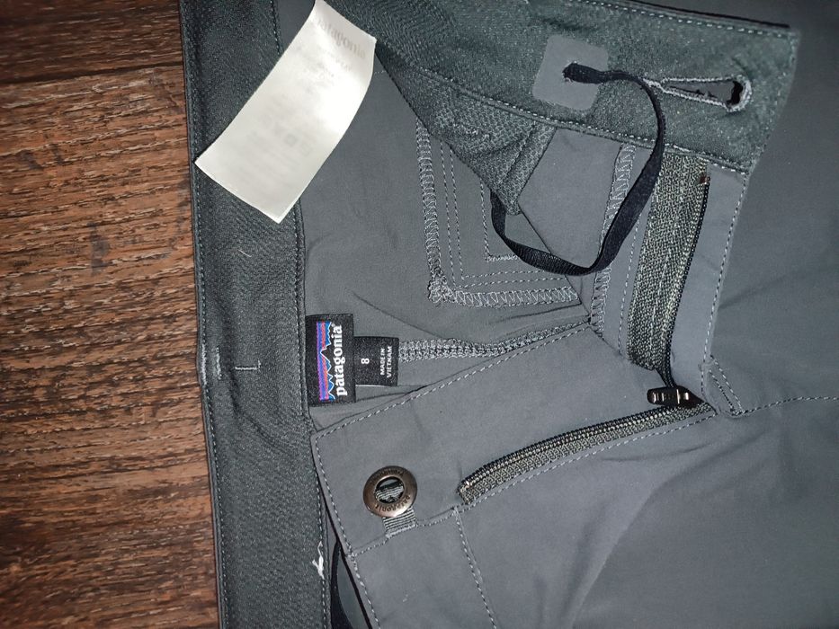 Штаны - patagonia Gore Tex: 600 грн. - Спортивні штани Світле на Olx