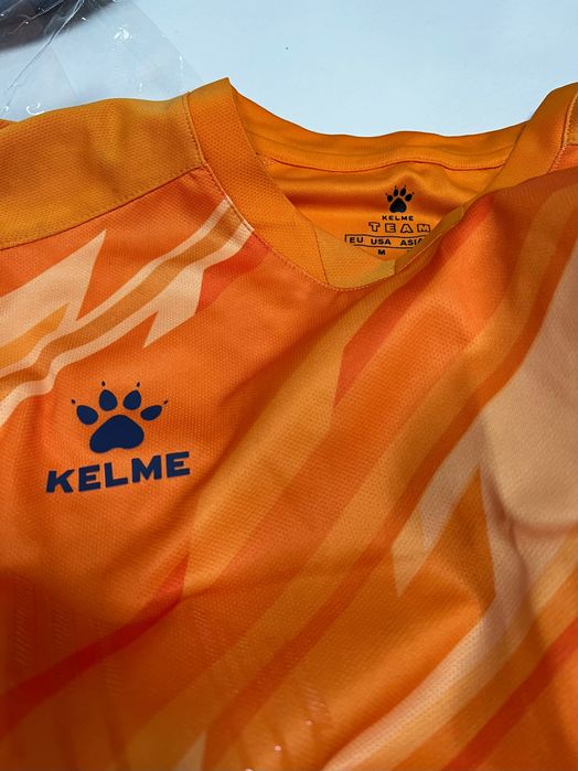 Продам вратарской футбольную форму KELME: 1 100 грн. - Футбол Київ на Olx