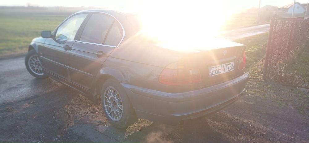 BMW E46 sedan 320i LPG ! spaw ! hydro łapa ! gwint ! radio dotykowe ...