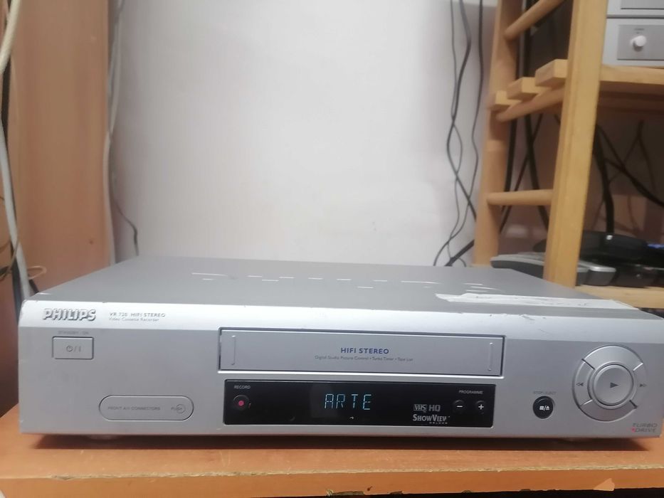 Magnetowid VHS Philips VR720 hifi stereo Częstochowa Stare Miasto • OLX.pl
