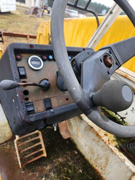 Ładowarka teleskopowa uszkodzona JCB 520 na części Stare Siołkowice ...