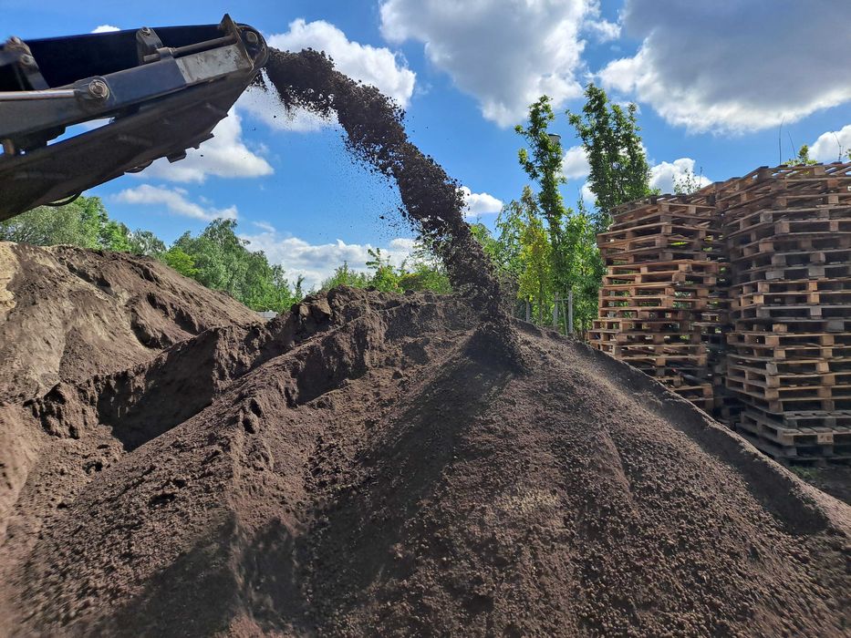 Ziemia ogrodowa siana, czarnoziem, humus, pod trawnik, pod warzywa ...