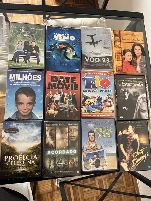 DVD filmes variados Almada, Cova Da Piedade, Pragal E Cacilhas • OLX.pt