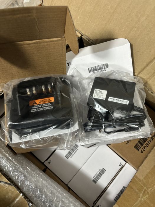 Зарядное устройство для раций Motorola зарядный стакан моторола Dp4400 ...