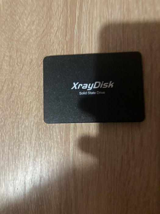 Xraydisk 256gb майже новий: 400 грн. - Комплектуючі та аксесуари Глинки на Olx