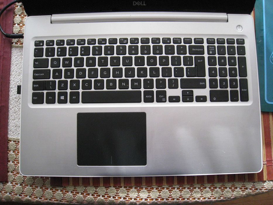 Laptop Dell Inspiron Desktop -BA9JFRM Intel/R/ Pentium /R/ CPU 4415U ...