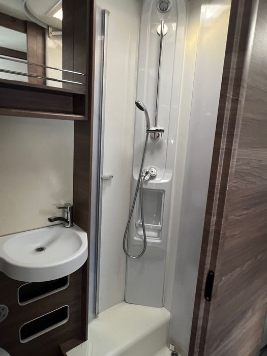 Kamper Knaus Live Wave 700 MEG Nadarzyn • OLX.pl