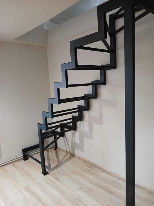 Schody LOFT metalowe na dwóch belkach ZETKA Lubartów • OLX.pl