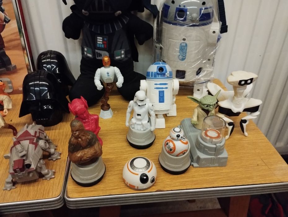 Star Wars: Figurki, roboty, gry i inne Chełmek • OLX.pl