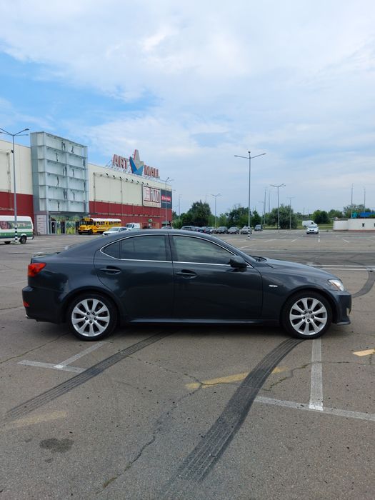 Lexus is 250 2007: 7 300 $ - Lexus Київ на Olx