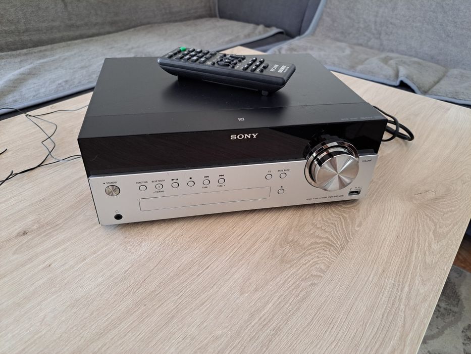 Wieża Sony CMT-SBT100B DAB DAB+ Radio FM CD Bluetooth USB AUX NFC Radom ...