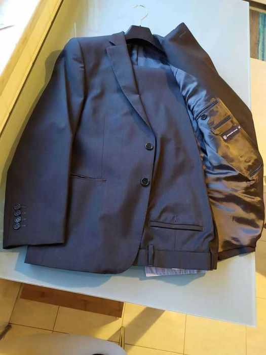 Fato de homem em lã de verão Campo De Ourique • OLX Portugal