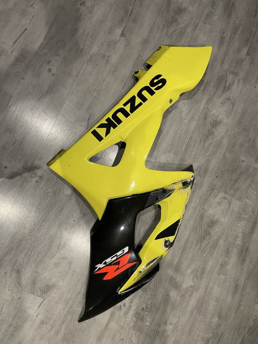 Suzuki Gsx-r 1000 k5 k6 owiewka prawa gsxr gsx r Katowice Szopienice-Burowiec • OLX.pl