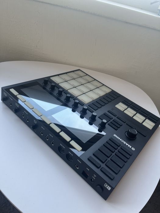 Maschine Mk3 контроллер Native Instruments: 13 500 грн. - Студійне ...