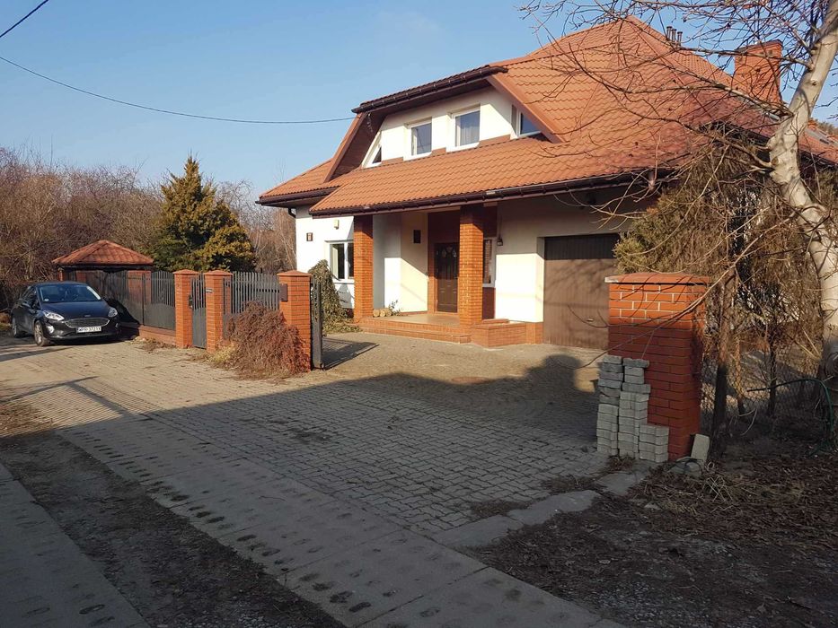 Wolnostojący wygodny dom z ogrodem dla dużej rodziny 340m działka 1070 ...