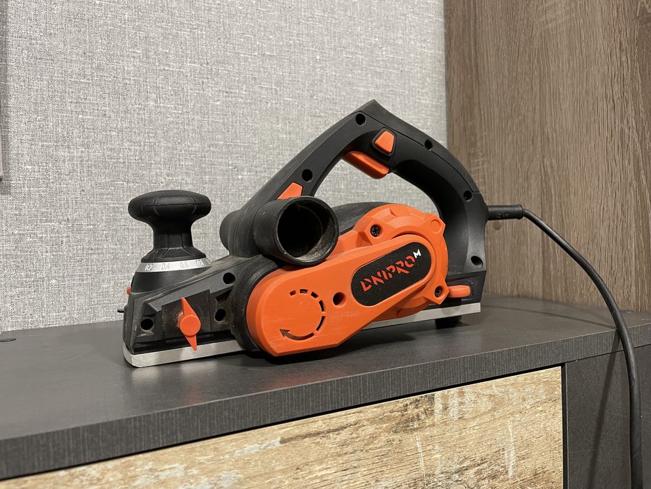 Електрорубанок Dnipro-M PL-82: 1 790 грн. - Електроінструмент Ніжин на Olx
