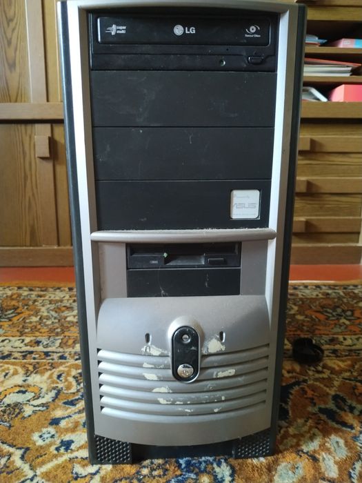 Системний блок б/у: 500 грн. - Настільні комп'ютери Київ на Olx