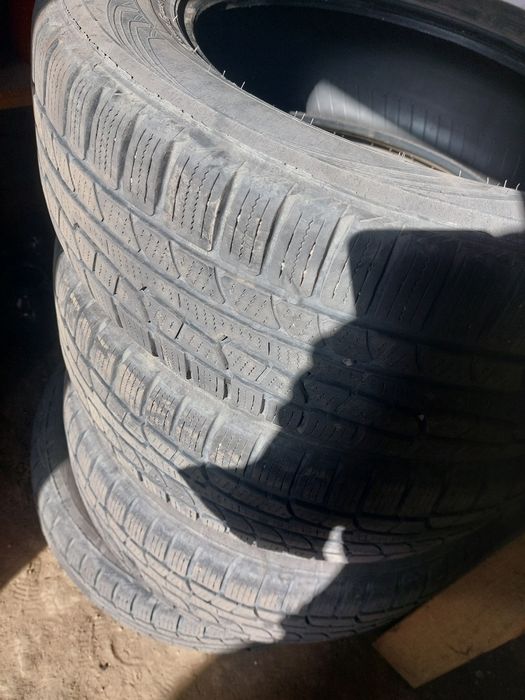 Продам резину на 17 в идеале: 1 400 грн. - Автошини Мирноград на Olx