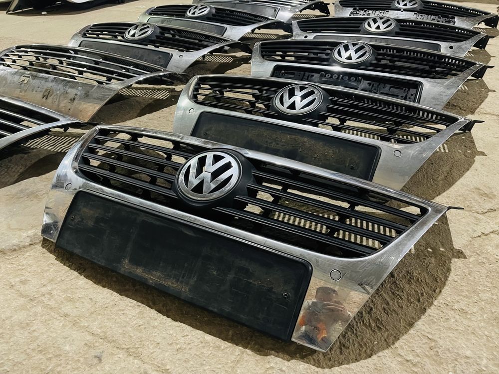 Решетка радиатора Пассат Б6 решітка радіатора Passat B6 решотка vw: 100 ...