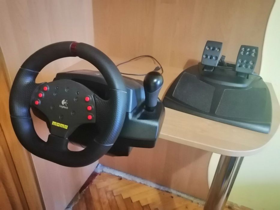 Ігровий руль logitech momo racing: 2 390 грн. - Аксесуари Львів на Olx
