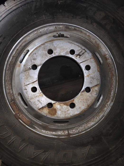 Шини 9.00R20 GL689A для вантажівки: 7 000 грн. - Автошини Київ на Olx