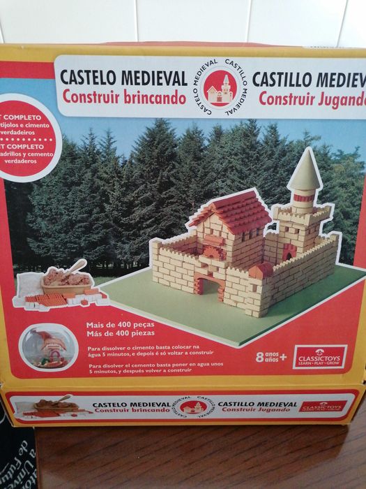 Kit castelo medieval para construir Parque das Nações • OLX Portugal