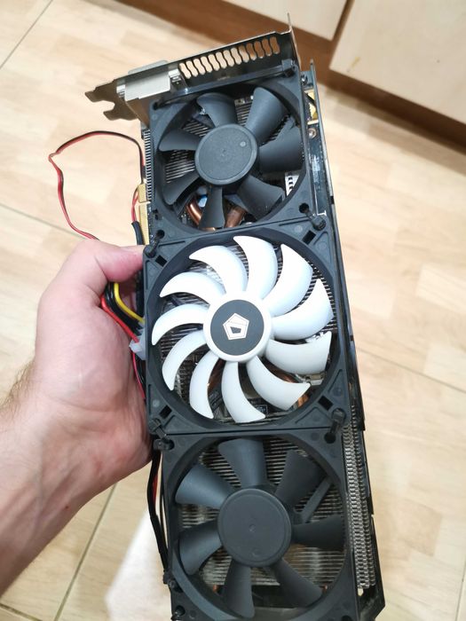 Gigabyte Radeon R9 270X 2048MB GDDR5 (256bit): 1 000 грн ...