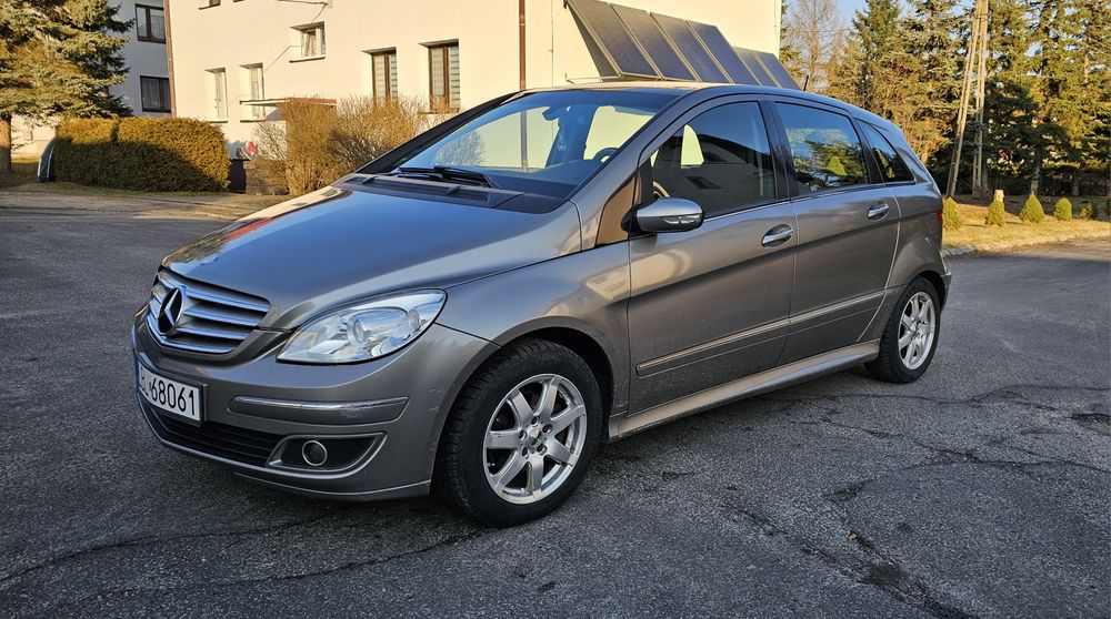 Mercedes B200 W 245 Józefów • OLX.pl