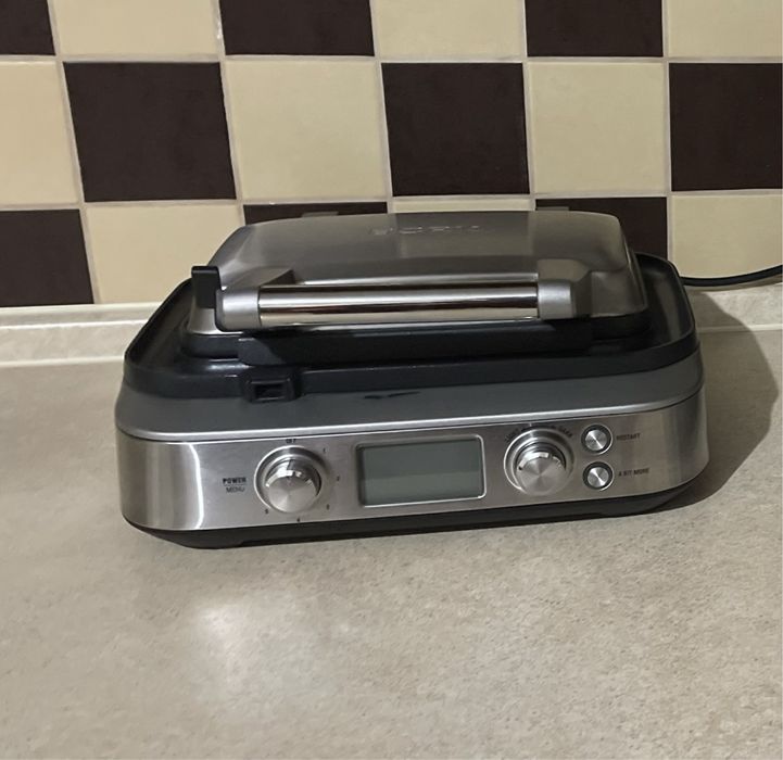 Вафельница Bork G 700, гриль Bork G 802: 28 000 грн. - Грилі / електробарбекю Київ на Olx