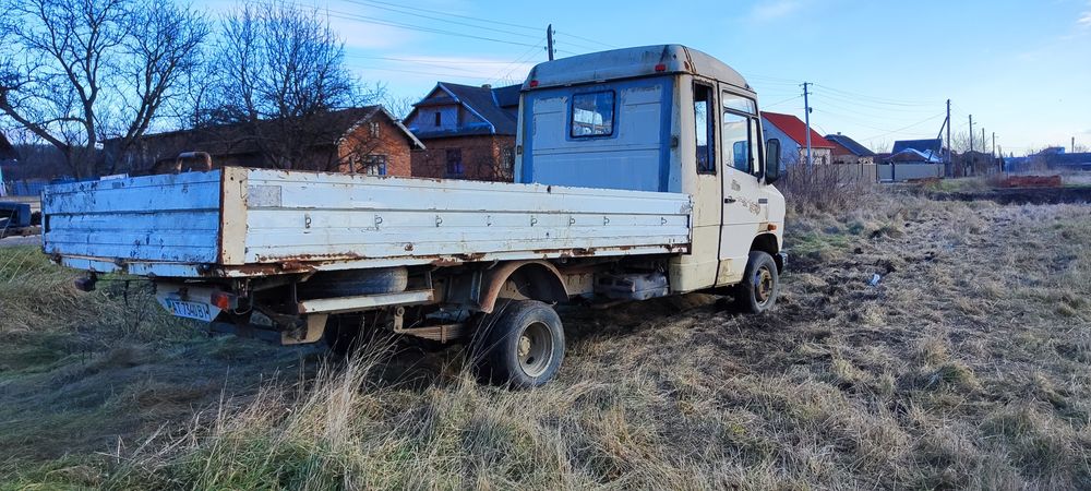 Mercedes Benz 507d Бортовий,платформа,евакуатор: 3 200 $ - Вантажні ...
