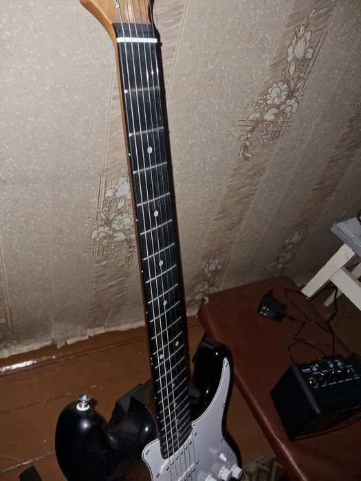 Електрогітара для початківців Deviser: 3 800 грн. - Електрогітари Бровари на Olx