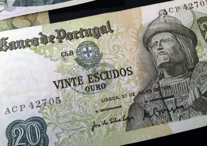 Notas raras 20 escudos (vinte) banco de Portugal Coimbra (Sé Nova ...