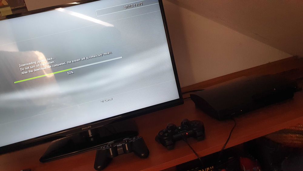 PS3 playstation 3 slim 320GB com caixa e 2 comandos Arca E Ponte De Lima • OLX Portugal