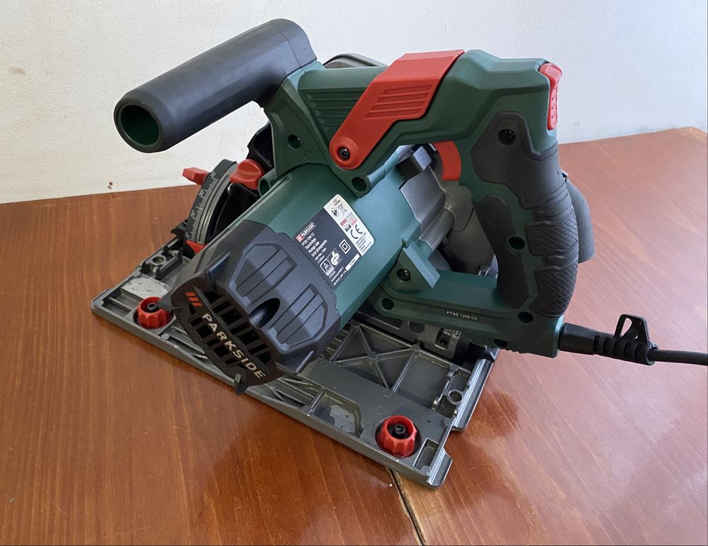 Германия Погружная дисковая циркулярная пила Parkside PTSS 1200 C2: 3 ...