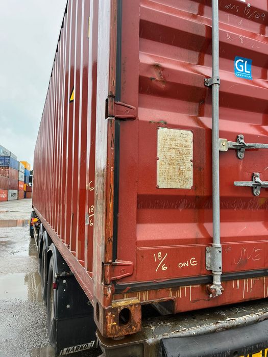 Contentor marítimo usado 40’ DV Matosinhos E Leça Da Palmeira • OLX ...