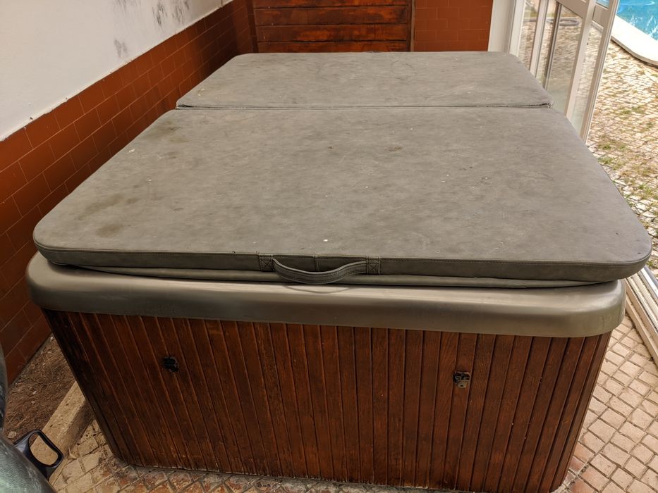 Jacuzzi madeira 4 pessoas ( PARA DESPACHAR ) HYDRO-MASSAGE HOT TUB ...