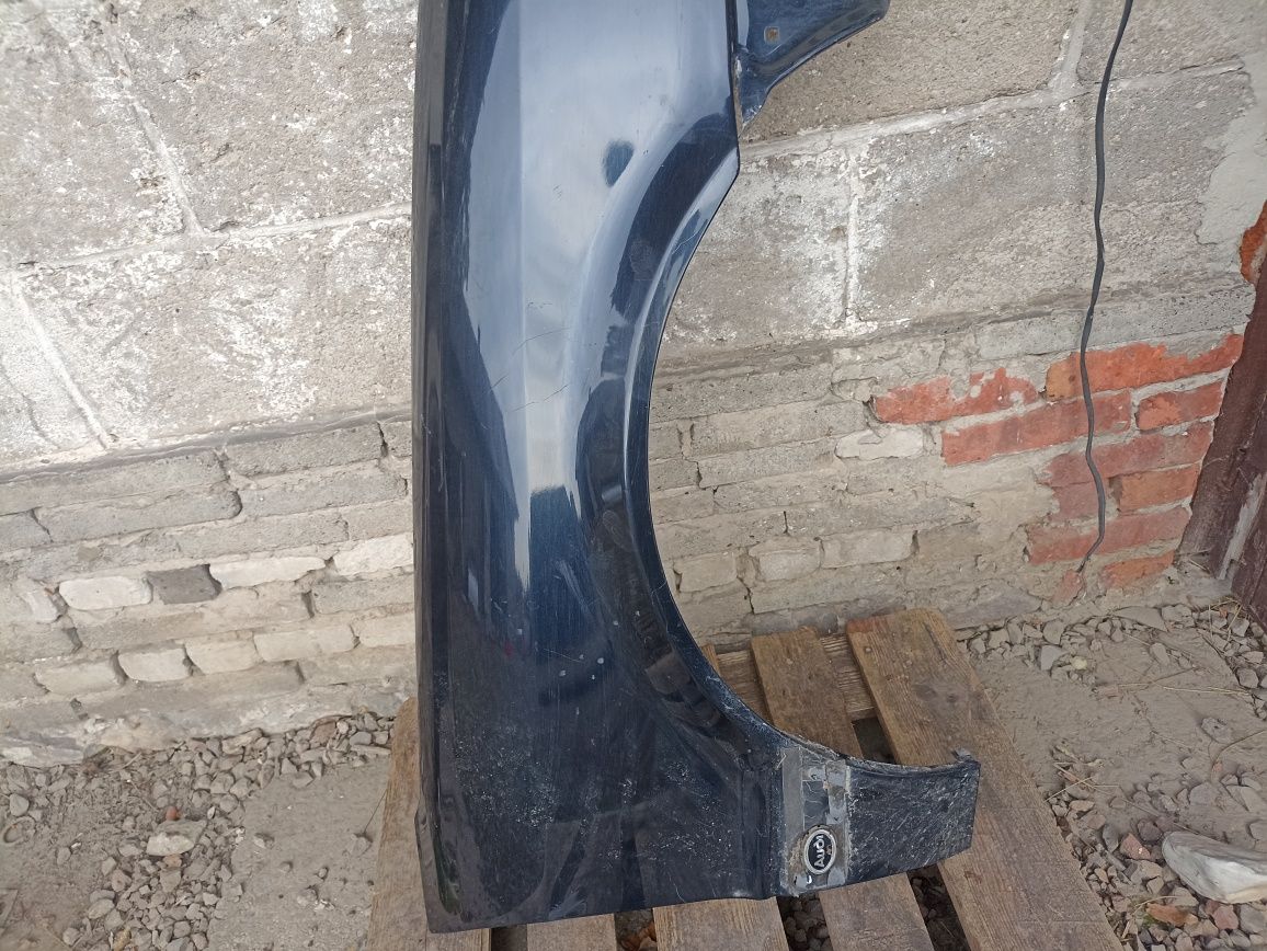 Błotnik Prawy Audi 80 B4 Święta Katarzyna • Olx Pl