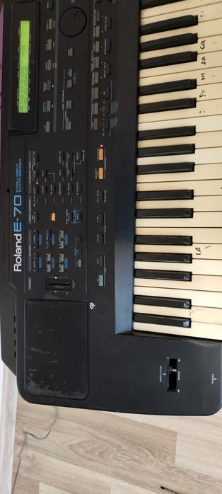 Keyboard Roland E 70 Warszawa Ursus • OLX.pl