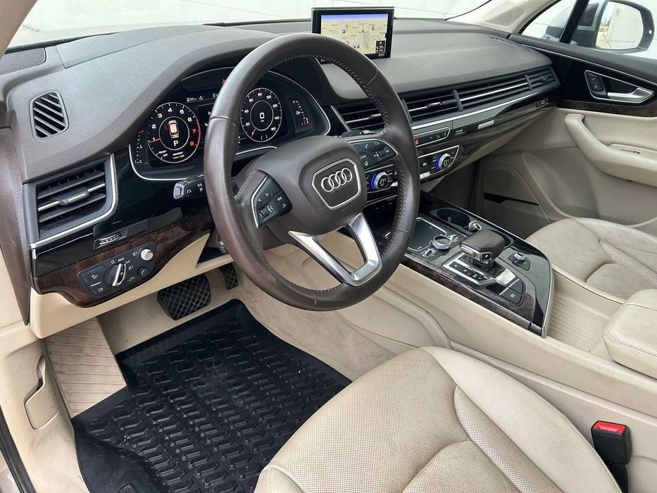 2017 Audi Q7 3.0T Prestige 7 місць: 23 000 $ - Audi Дніпро на Olx