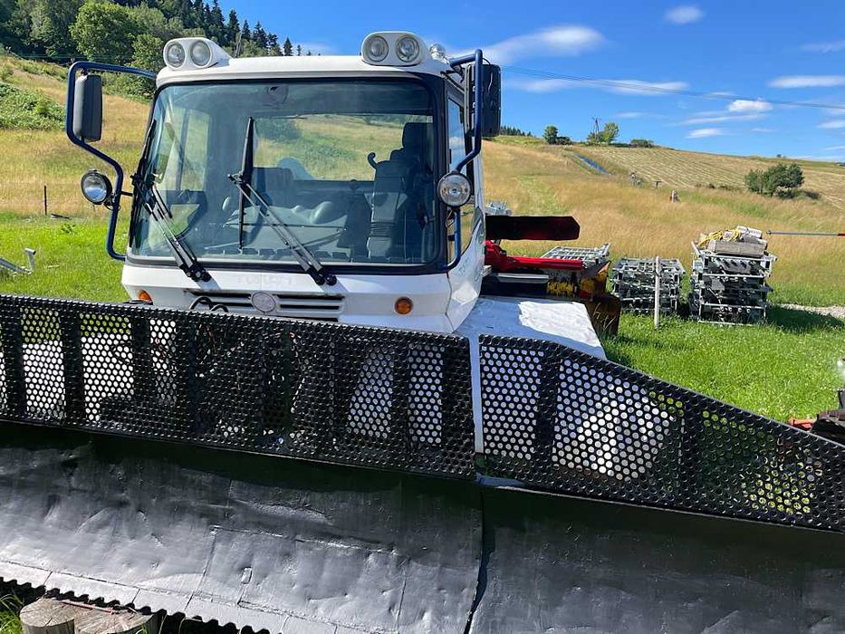 Ratrak Kassbohrer PB 300 z 1998 Żywiec • OLX.pl
