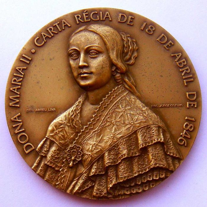 Medalha de Bronze Rainha D. Maria II Carta Régia Grémio Literário ...