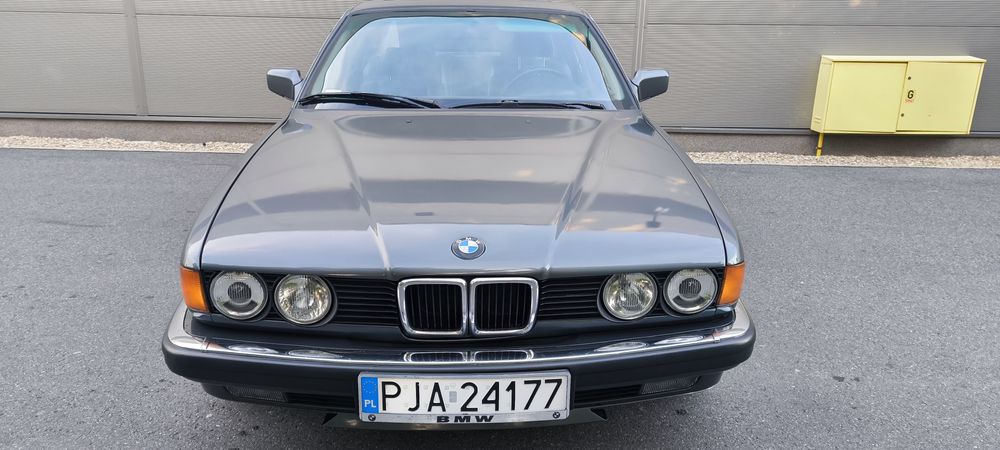 BMW 735i E32 automat rok 1989 Jarocin • OLX.pl