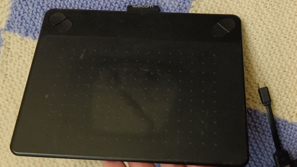 Wacom Графічний планшет Intuos Pen & Touch Tablet CTH-490: 700 грн. - Графічні планшети Київ на Olx