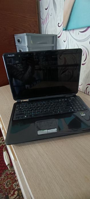 Ноутбук робочий ASUS: 1 300 грн. - Ноутбуки Нововолинськ на Olx