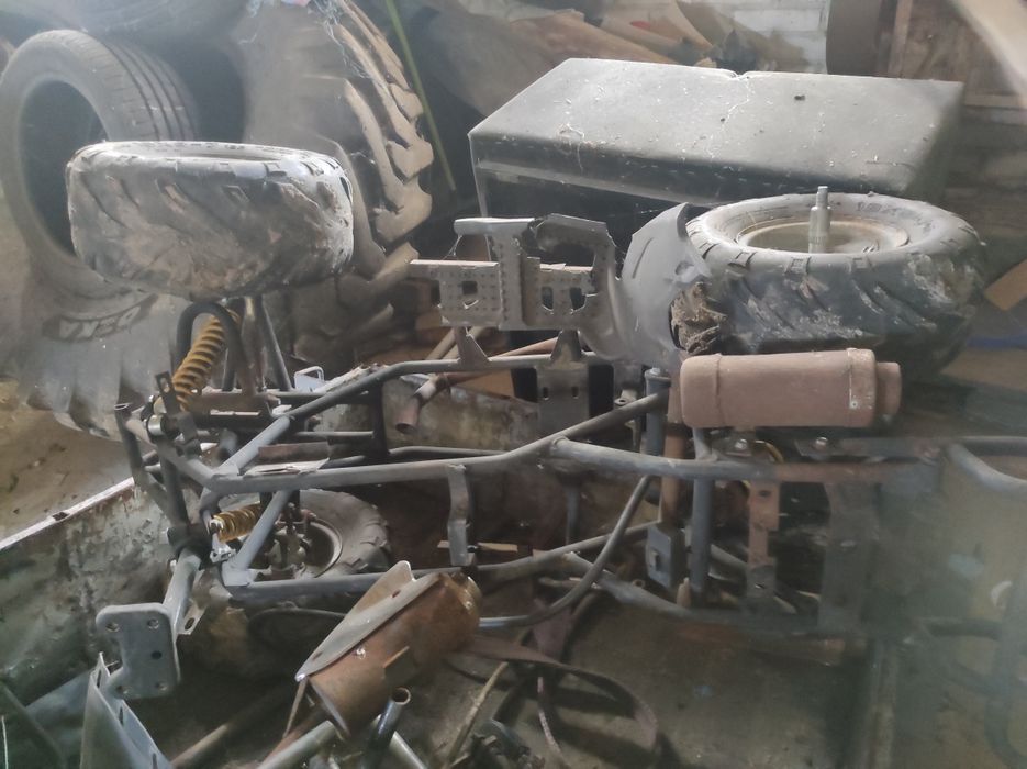 Quady 110/125 ramy dwie sztuki 3silniki Kozienice • OLX.pl