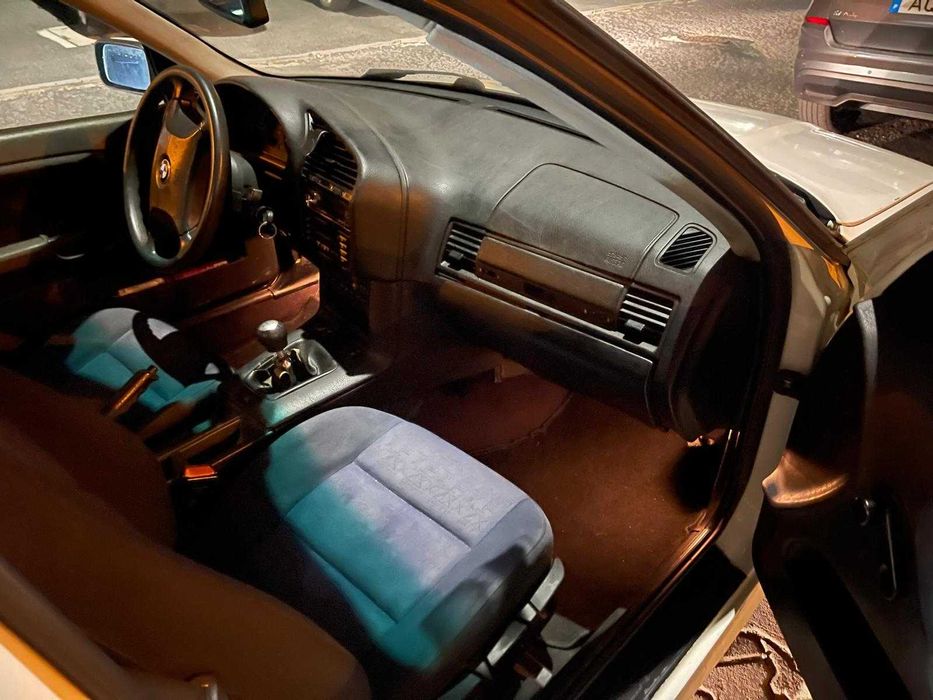 BMW E36 Touring 318 tds Diesel 90 cv Encosta do Sol • OLX.pt